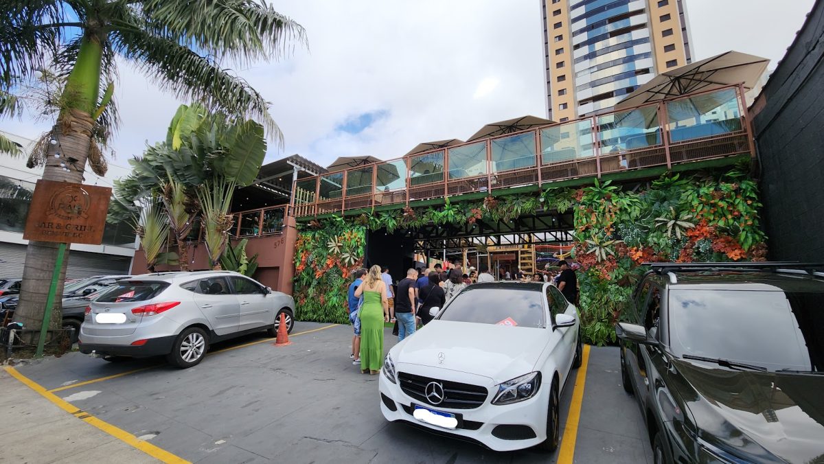 Bares, restaurantes e cafeterias com Espaço kids para você ir com as ...